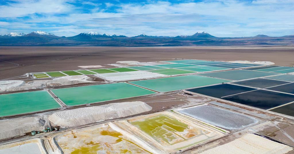 Sunlight-powered device harvests lithium from salty water | Research ...