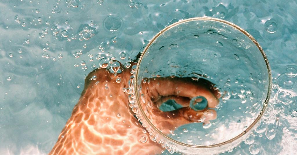 Water funny liquid | Opinion | Chemistry World