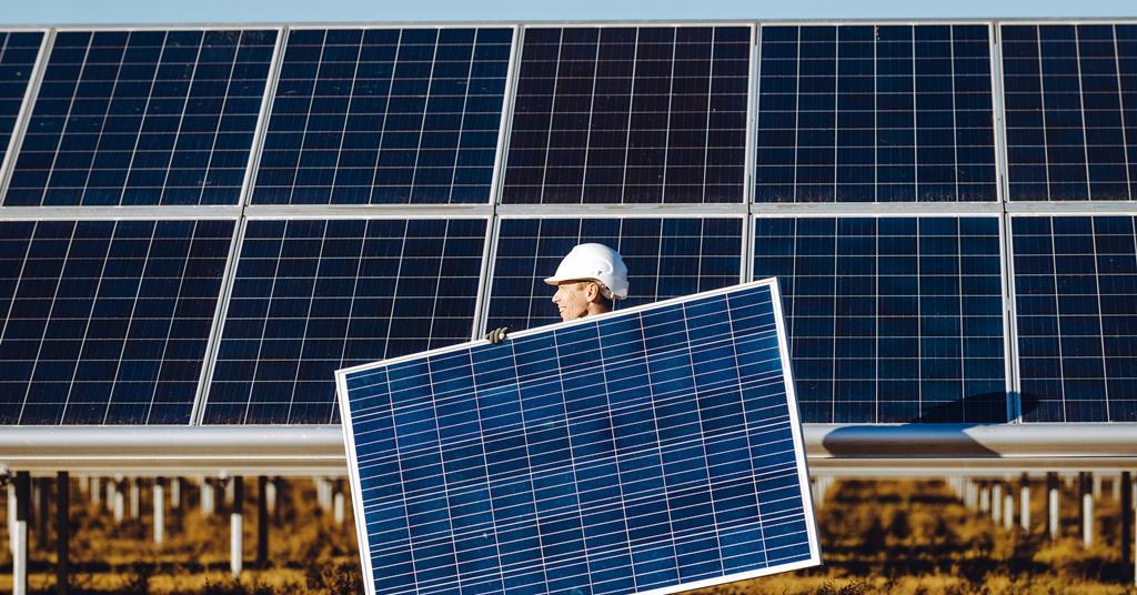 Solar cells perovskite films made at record low cost and speed ...