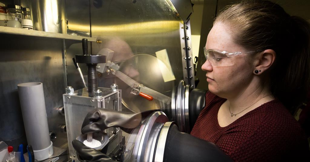 Microsoft’s AI and high-performance computing system powers new battery ...