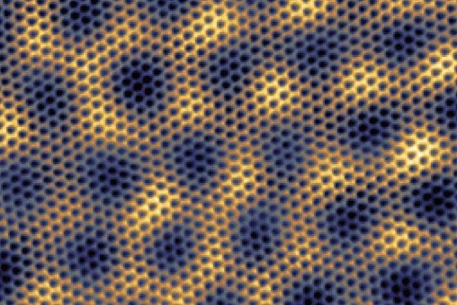 Semiconducting graphene allows transistor creation in step toward ...
