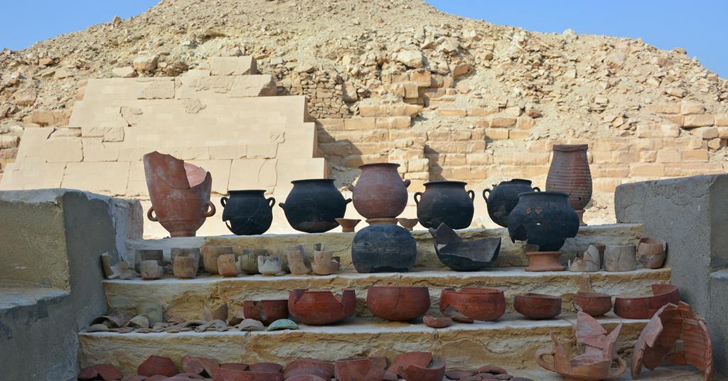 Residues from embalming vessels cast new light on ancient Egyptian ...
