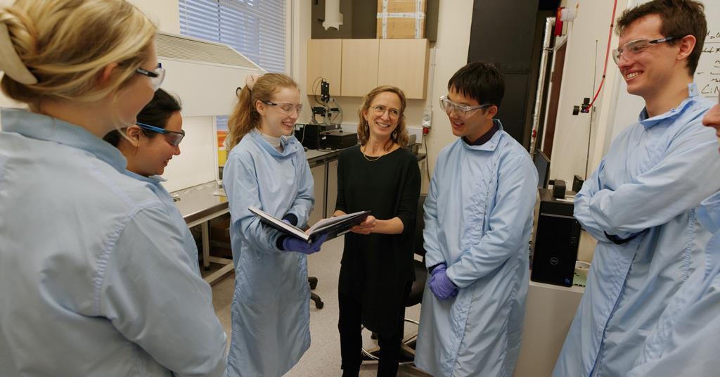 Developing custom apparatus to determine battery electrolyte sweet ...