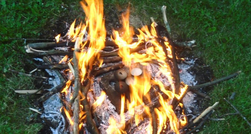 Simple campfire chemistry hints how ancient humans produced pigments ...