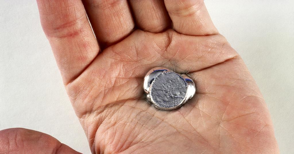 Liquid metal boosts platinum catalyst’s activity 1000 times | Research ...