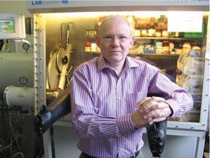 Building batteries that breathe | Careers | Chemistry World