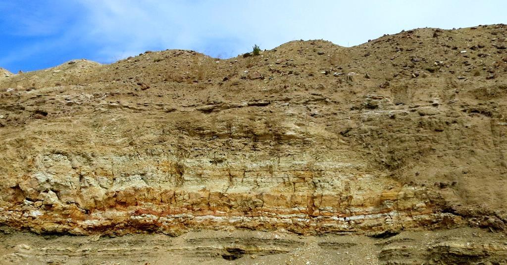 Lithium discovery in US volcano could be biggest deposit ever found ...