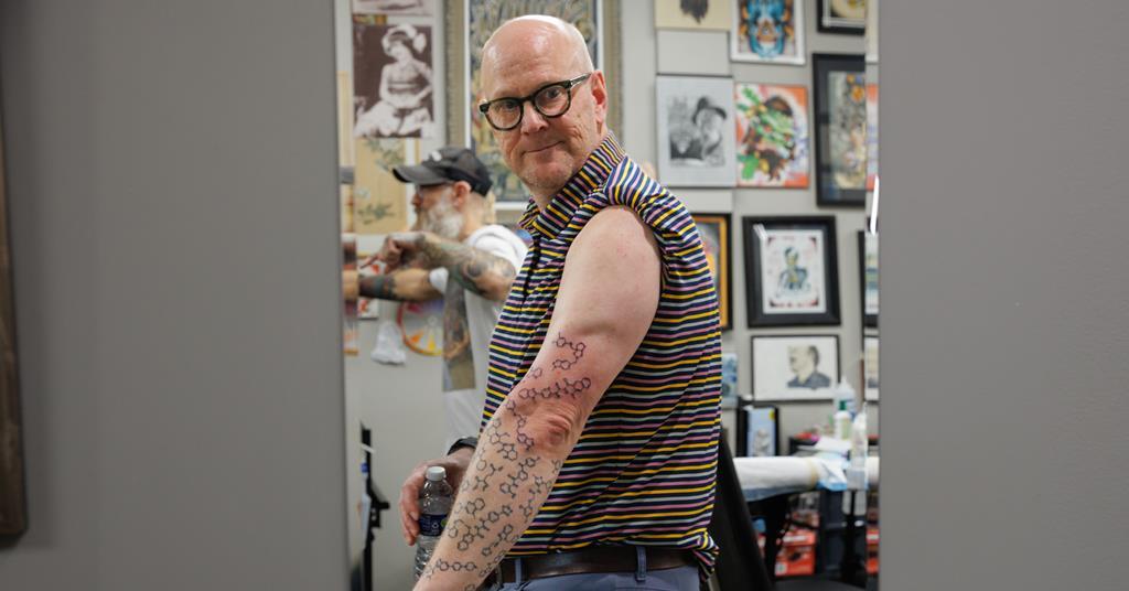 The chemist who commemorates lab discoveries on his body | Careers ...