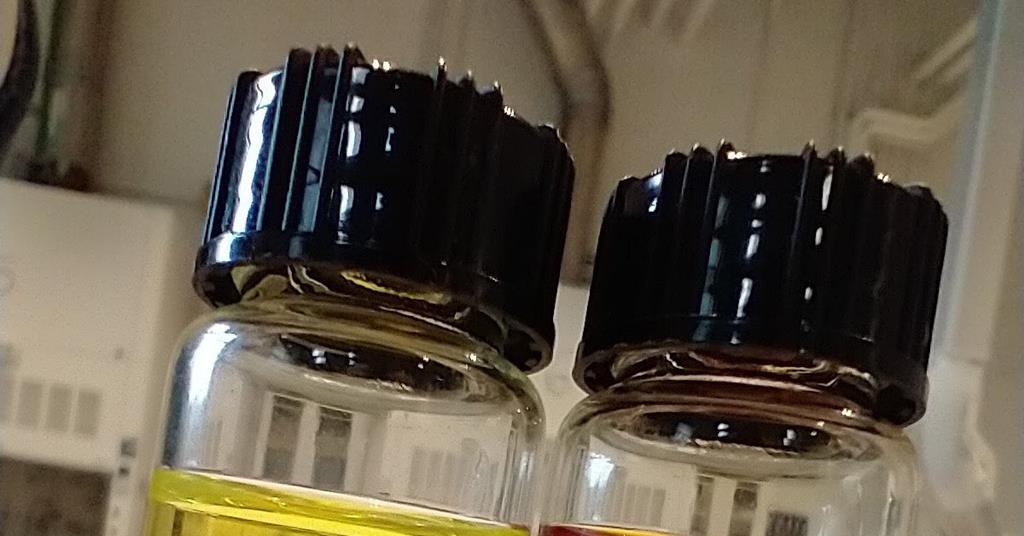 Mechanochemistry makes gold salts that are soluble in organic solvents ...