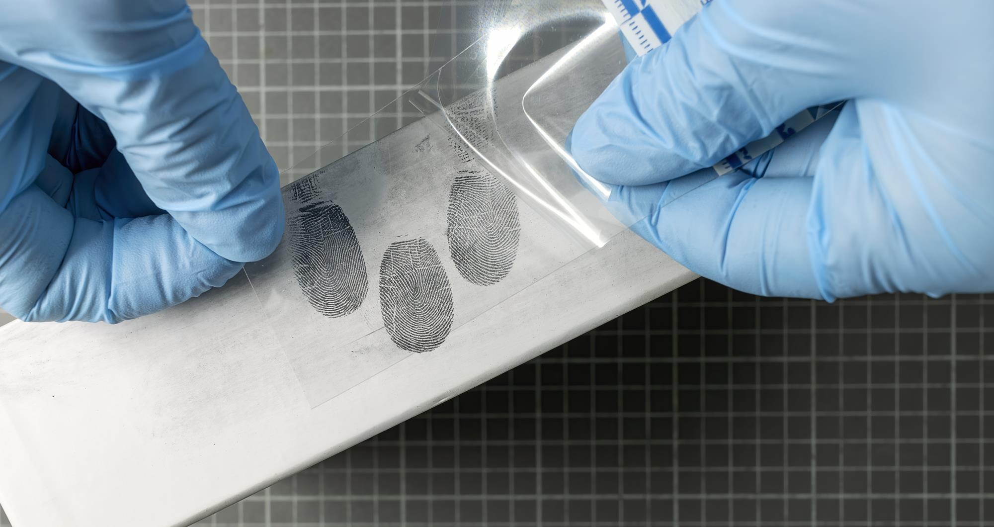 New spray-on dyes can instantly reveal fingerprints at crime scenes ...