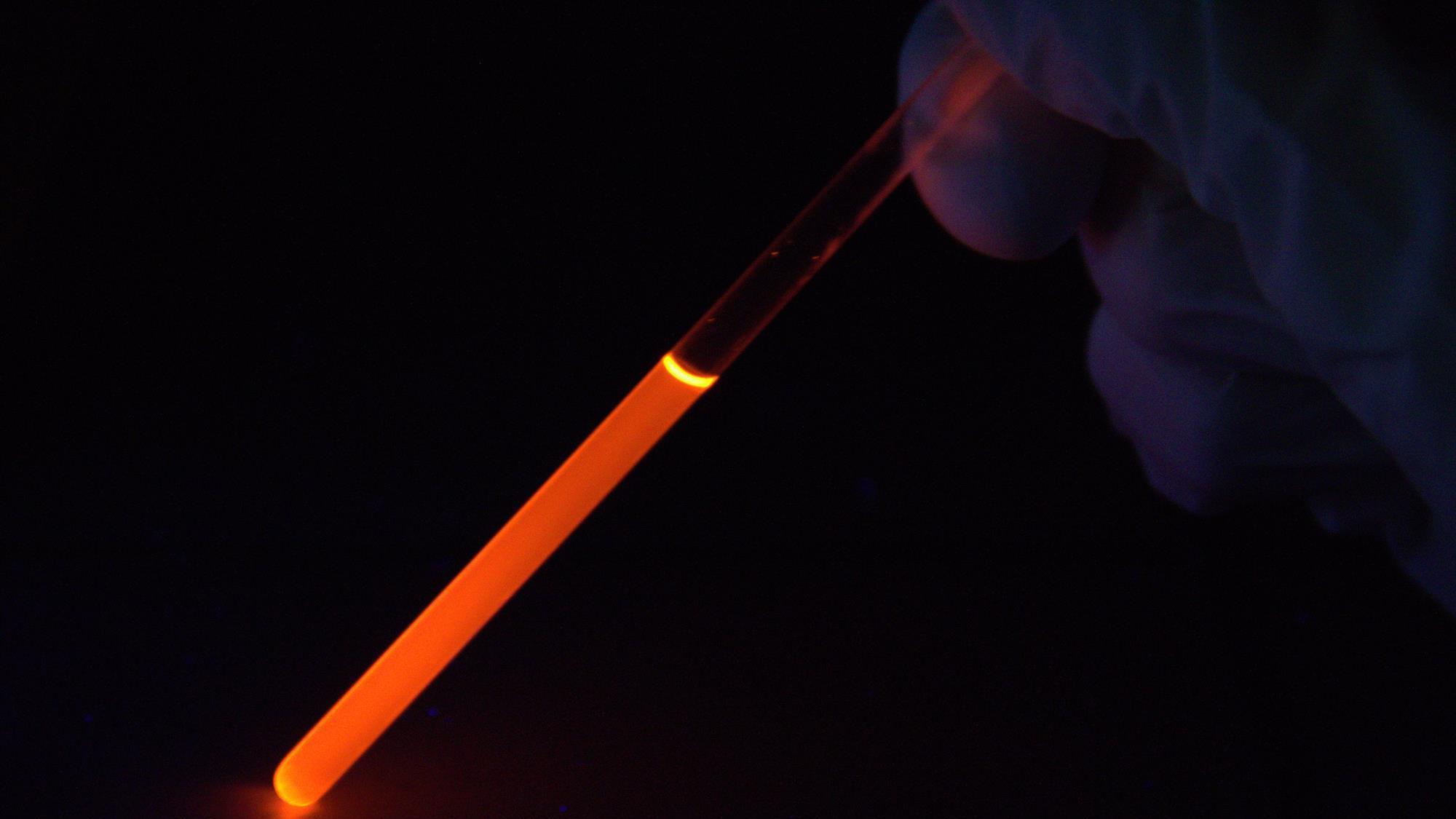 Copper brings glow to triple-bonded boron | Research | Chemistry World