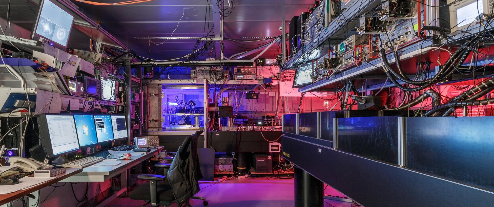 Trapped-ion quantum computer does chemistry calculations for the first ...