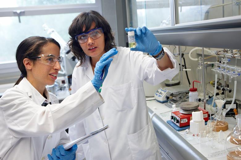 Chemistry jobs, training & science careers | Chemistry World