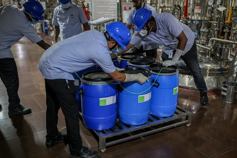 Bringing drug manufacturing back home | Opinion | Chemistry World