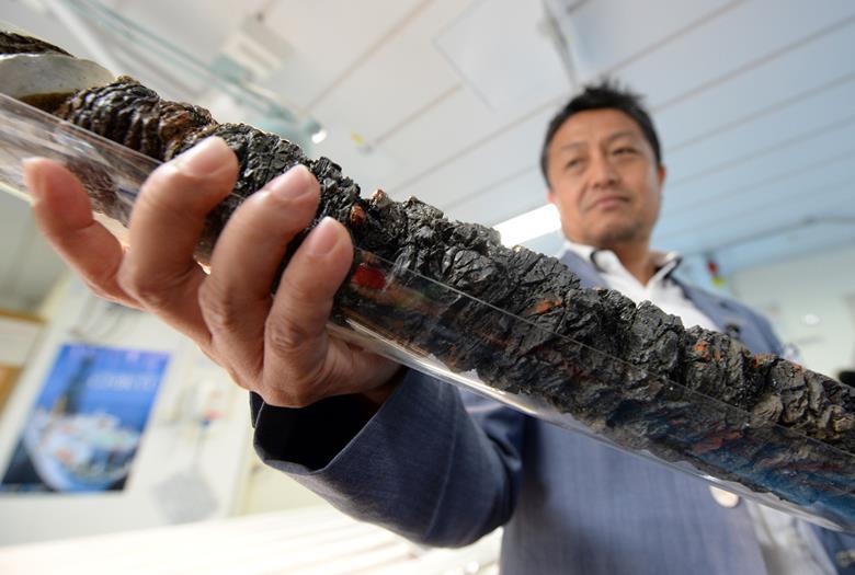 Drilling deep to discover the secrets of the mantle | Feature ...