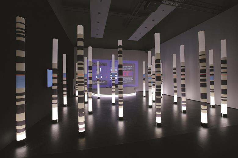 DNA: the great book of life from Mendel to genomics | Review ...