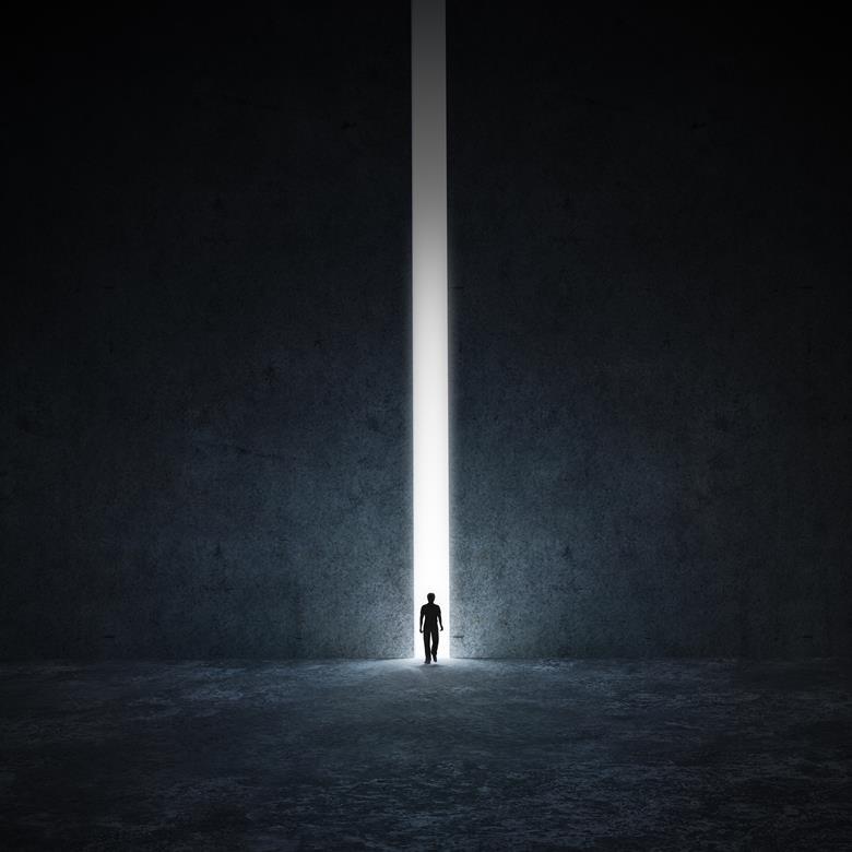 The bright side of dark reactions | Opinion | Chemistry World