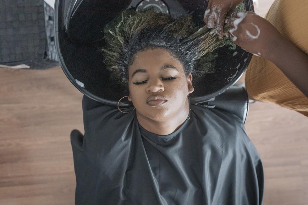 Are hair relaxers damaging to health? | Feature | Chemistry World